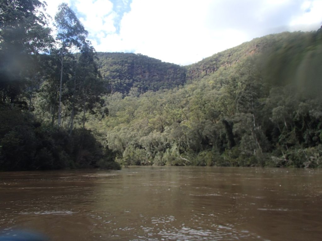 Colo River Packraft trip (Bob Turners Track to Upper Colo Bridge ...